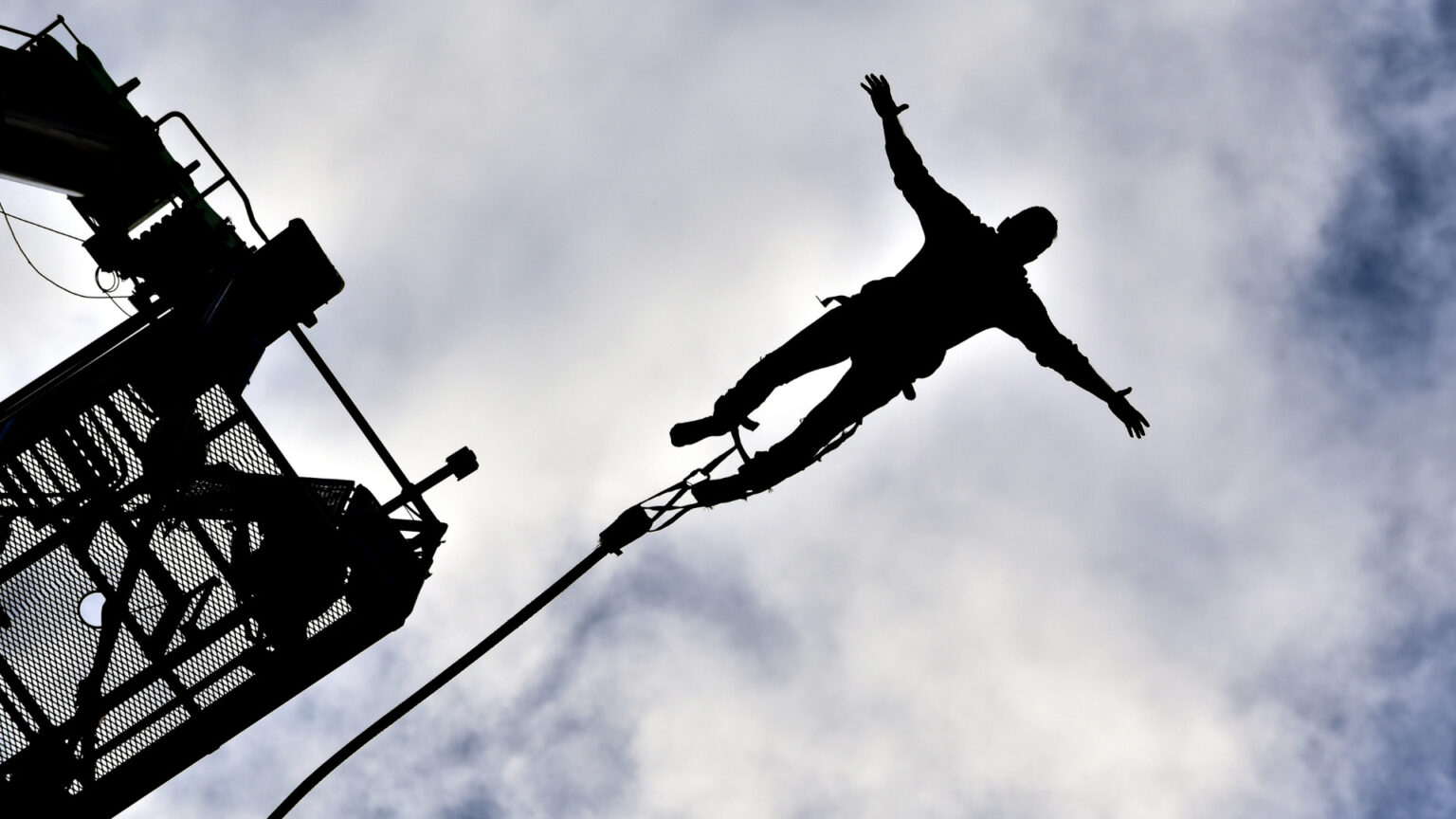 Highest Bungee Jumping in India | Rishikesh's 117-Meter Bungee